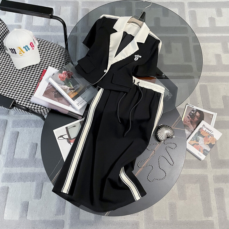 Комплект одежды