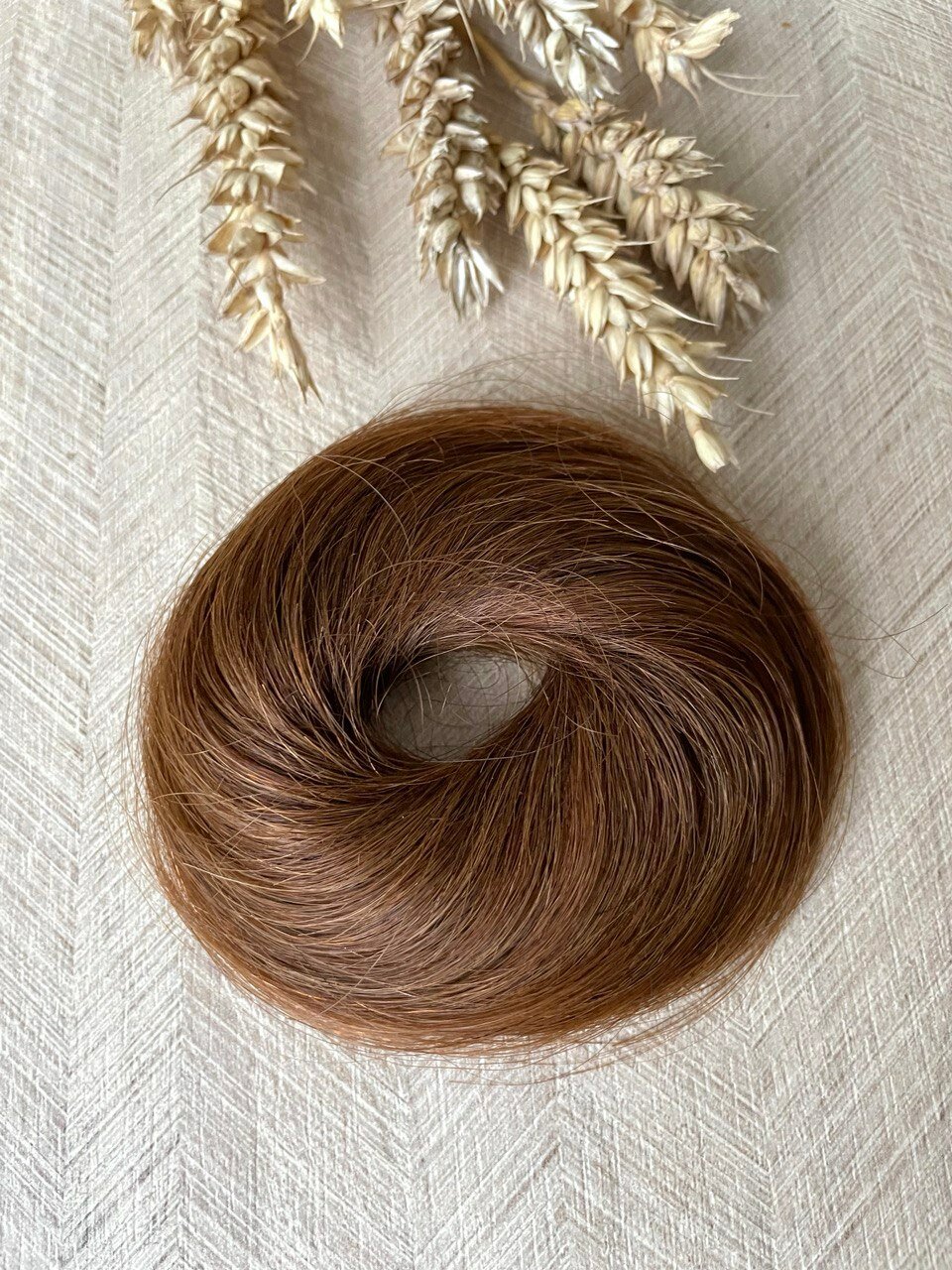 Шиньон Amera, из натуральных прямых волос, русый, длина волос короткая, бренд AMERA