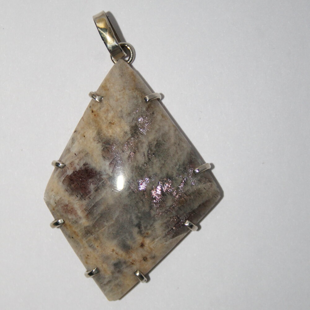 Подвеска, лунный камень