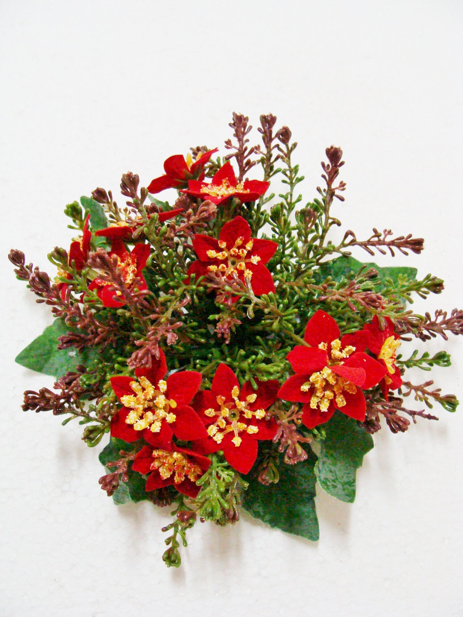 Венок из пуансетии, 18 см. (Комплект из 3 шт.), бренд CONEKO - декор для дома и офиса