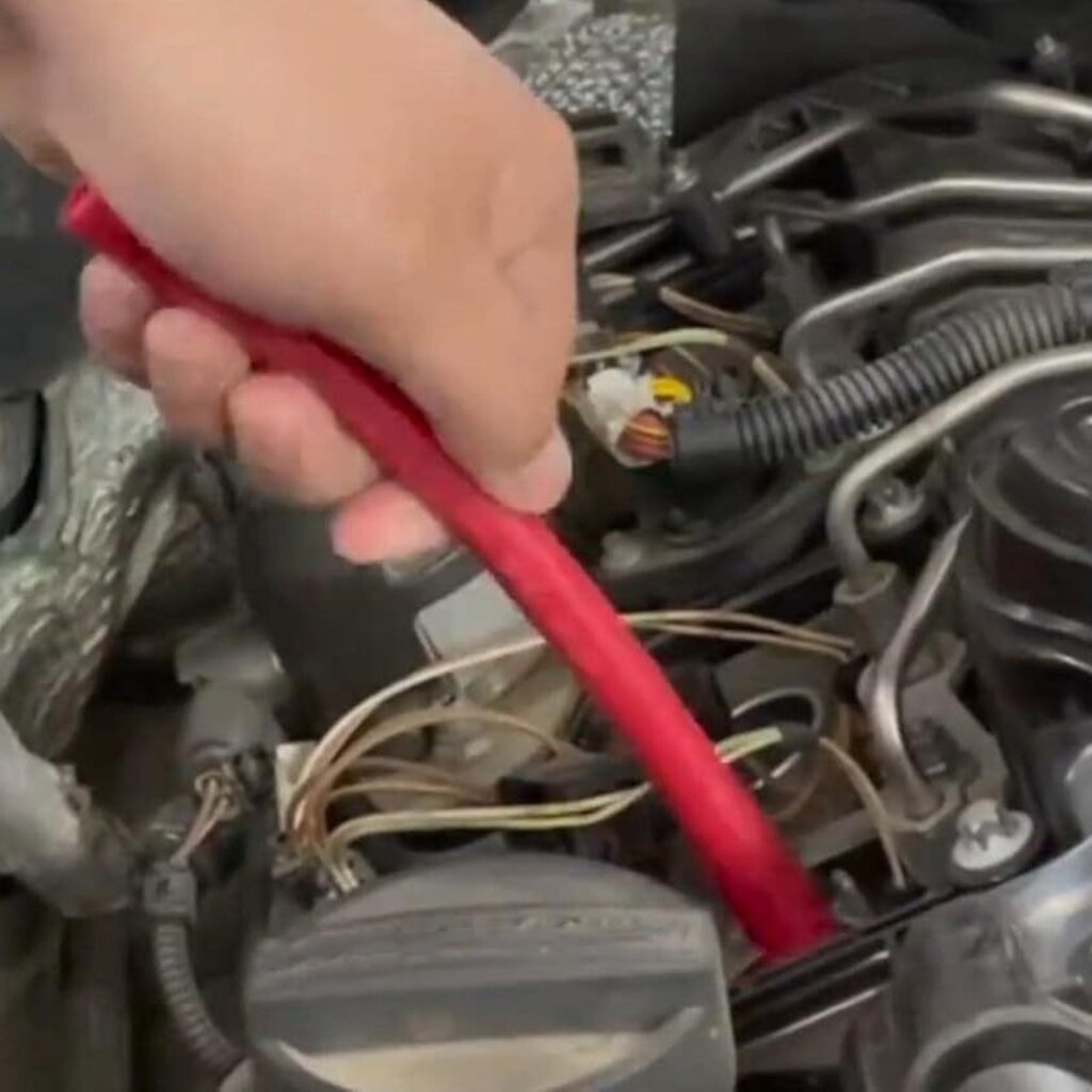 Универсальный ключ для свечей зажигания