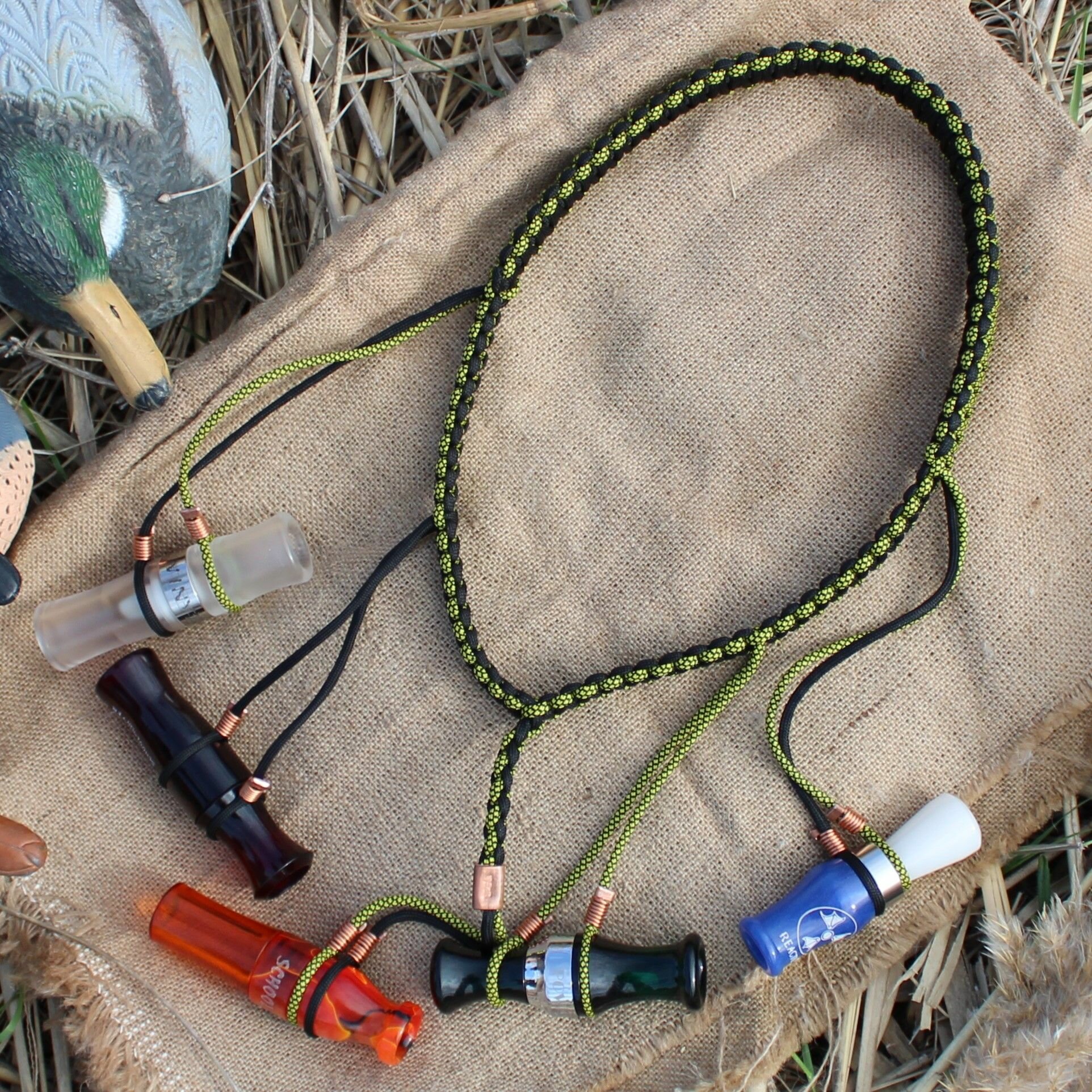 Подвес для манков из паракорда для охоты на 5 манков желто-черный