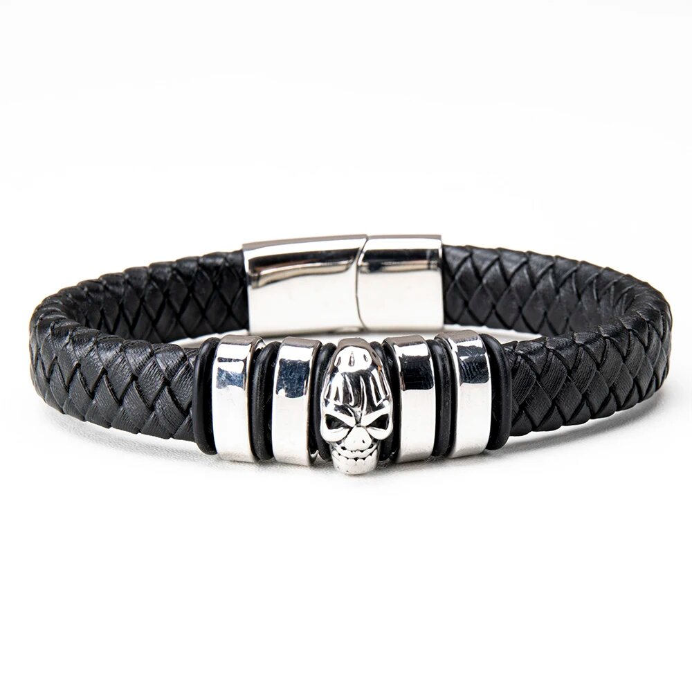 Плетеный браслет