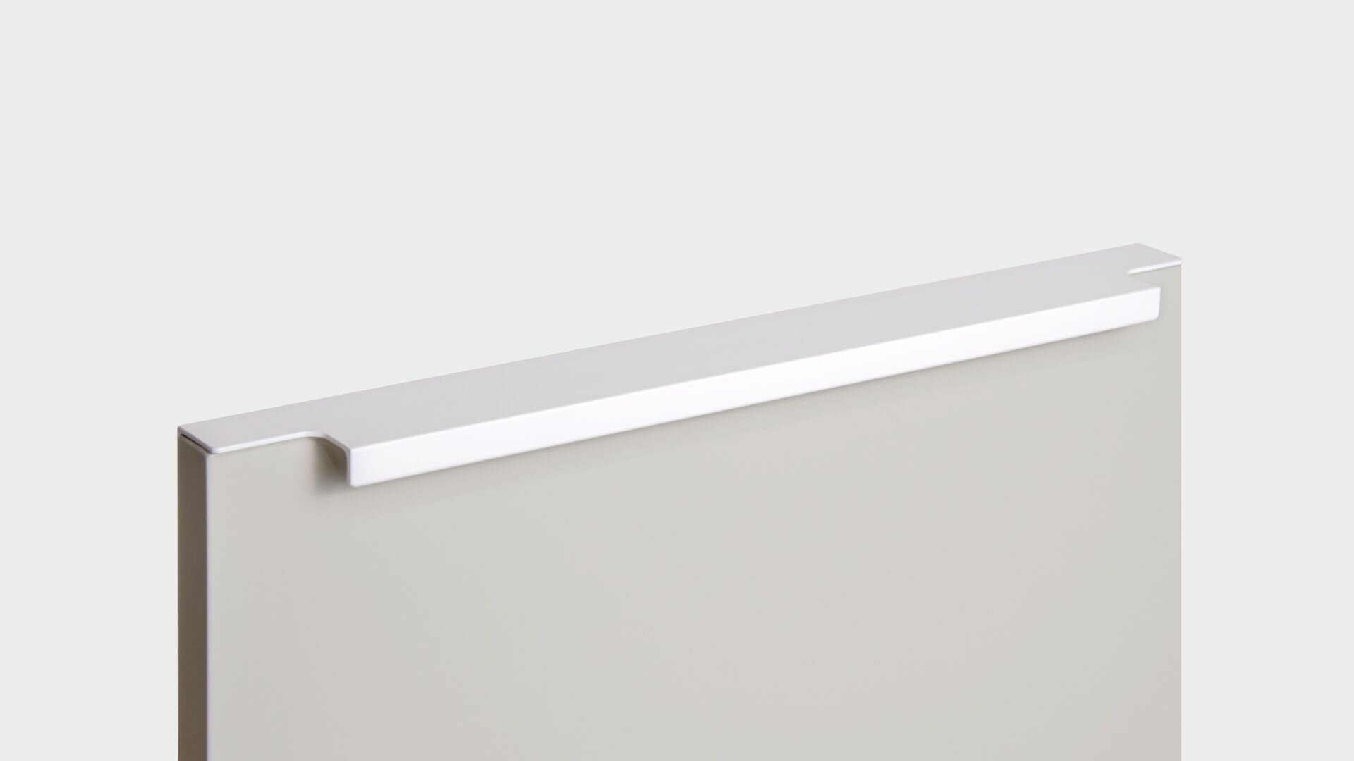 Ручка торцевая Boyard RAY RT109W.1/224/300