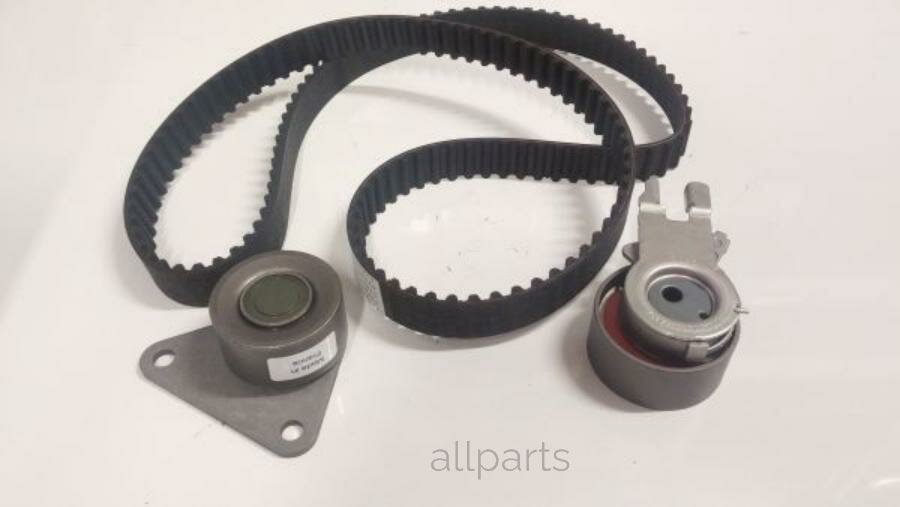 VOLVO 30731727 Комплект ремня грм