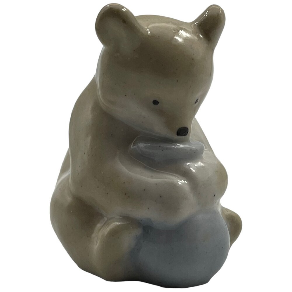 Фарфоровая статуэтка "Медвежонок с медом", автор Разумовский Л, 1950-1960 гг, лзфи, СССР