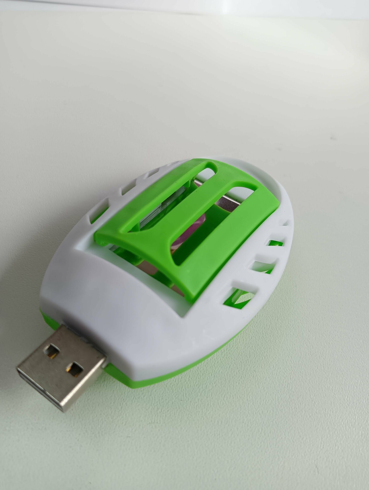 Фумигатор USB от комаров и насекомых