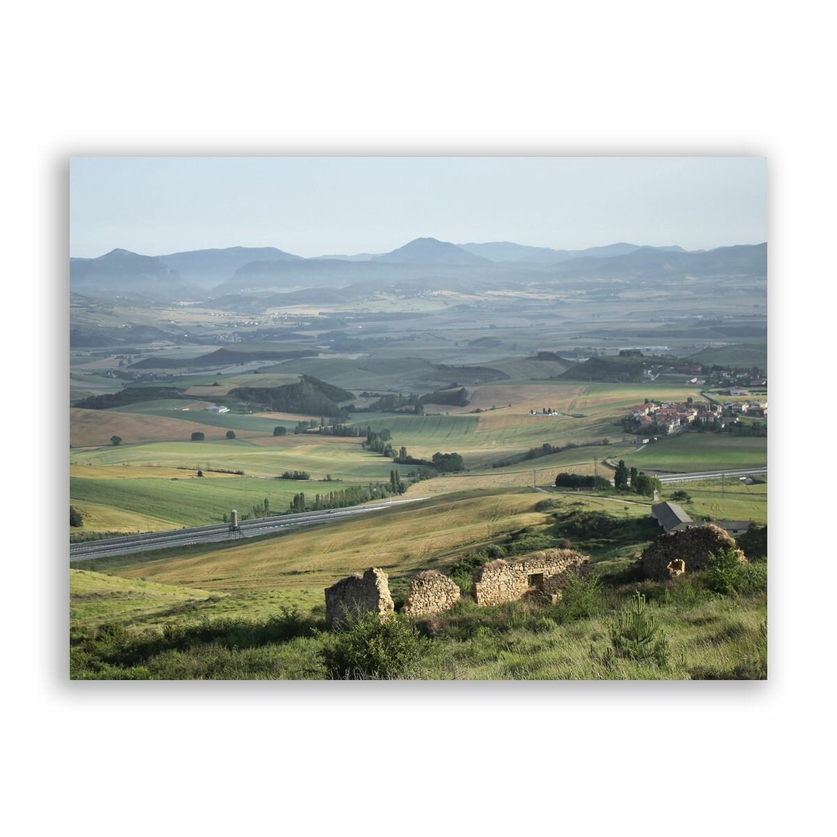 Постер, плакат на бумаге / Природа Испании - Поле / Размер 30 x 40 см