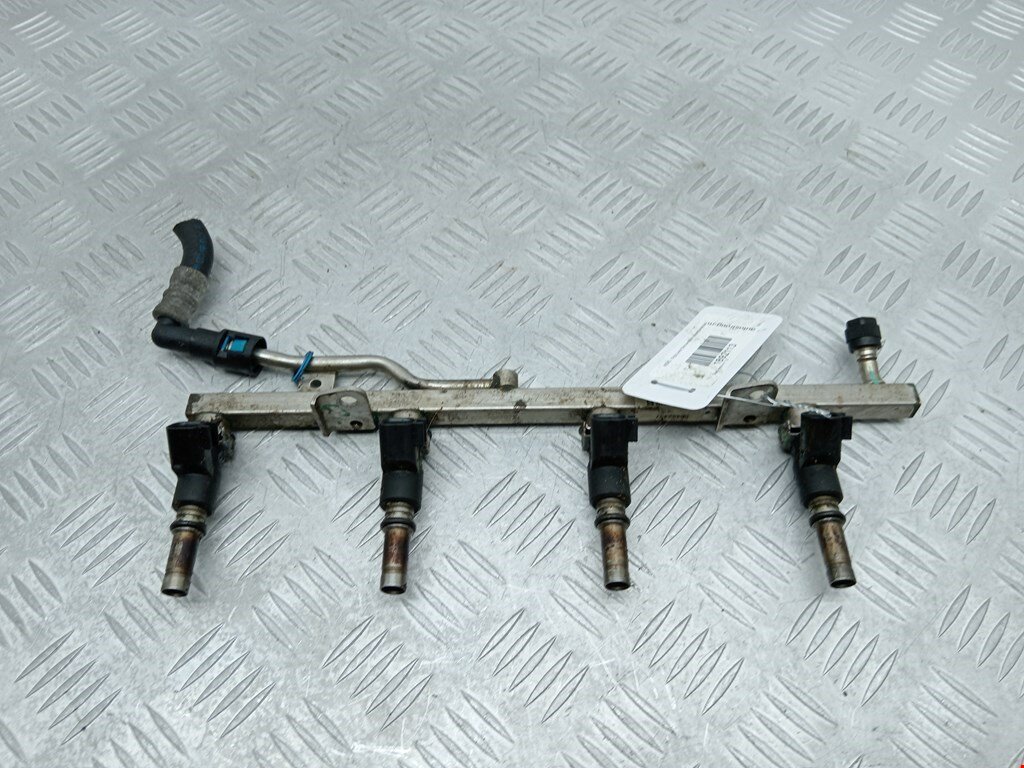 Форсунка бензиновая электрическая Opel Astra H 55559377 арт. 1892113