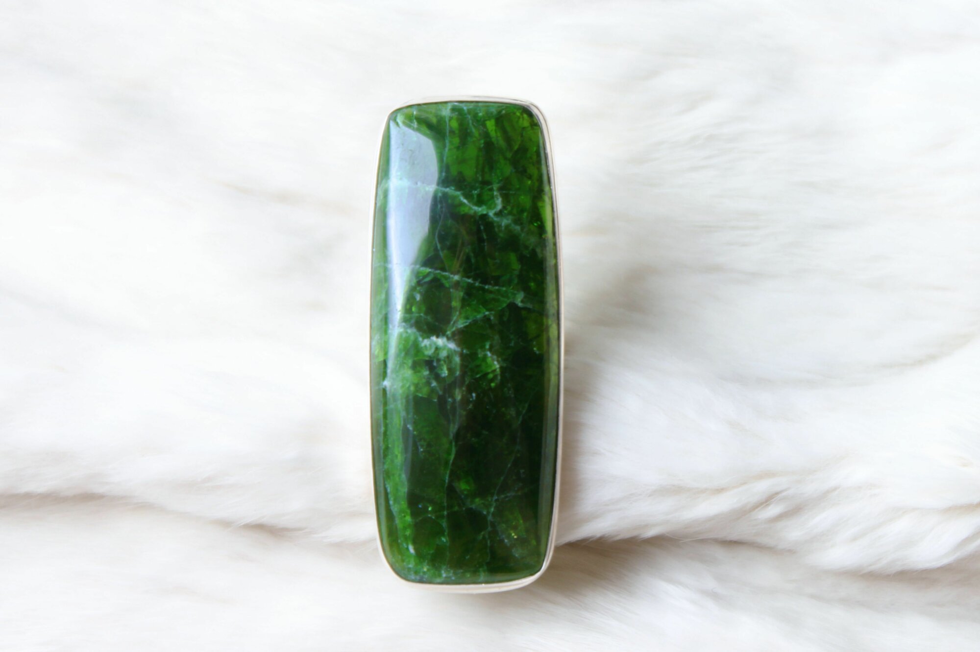 Кольцо, хромдиопсид