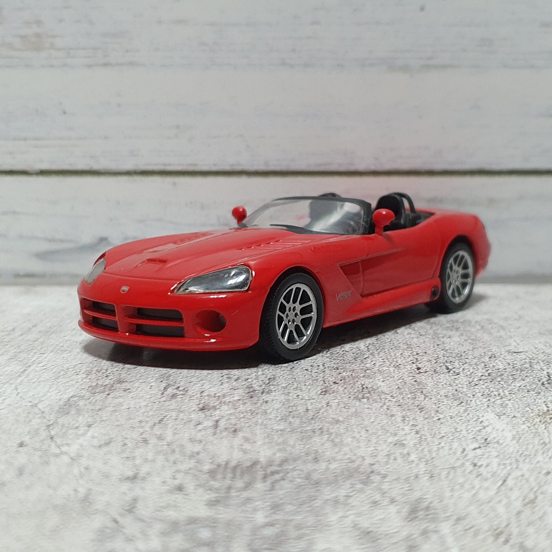 Dodge Viper SRT-10 Коллекционная модель Deagostini 1/43