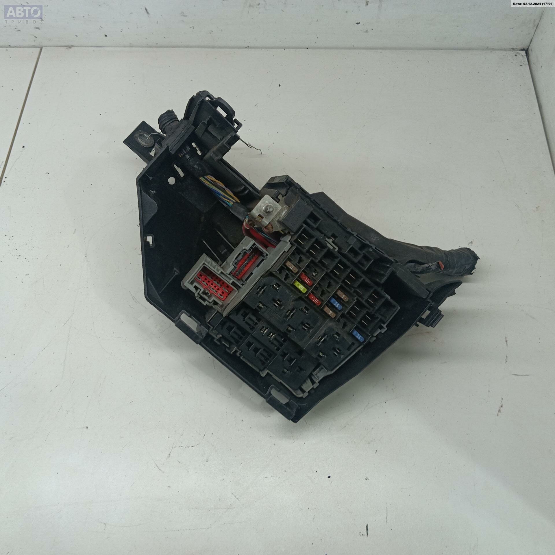 Блок предохранителей Ford S-Max