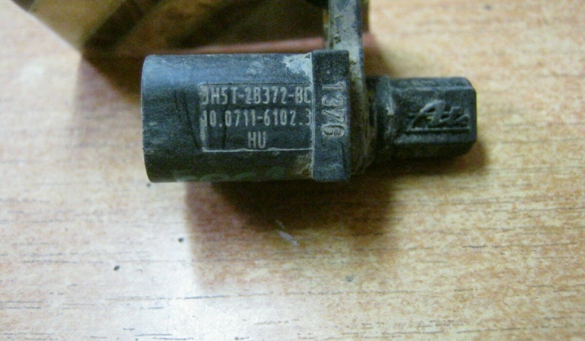 Датчик ABS Focus II Ford 3M5T2B372BC