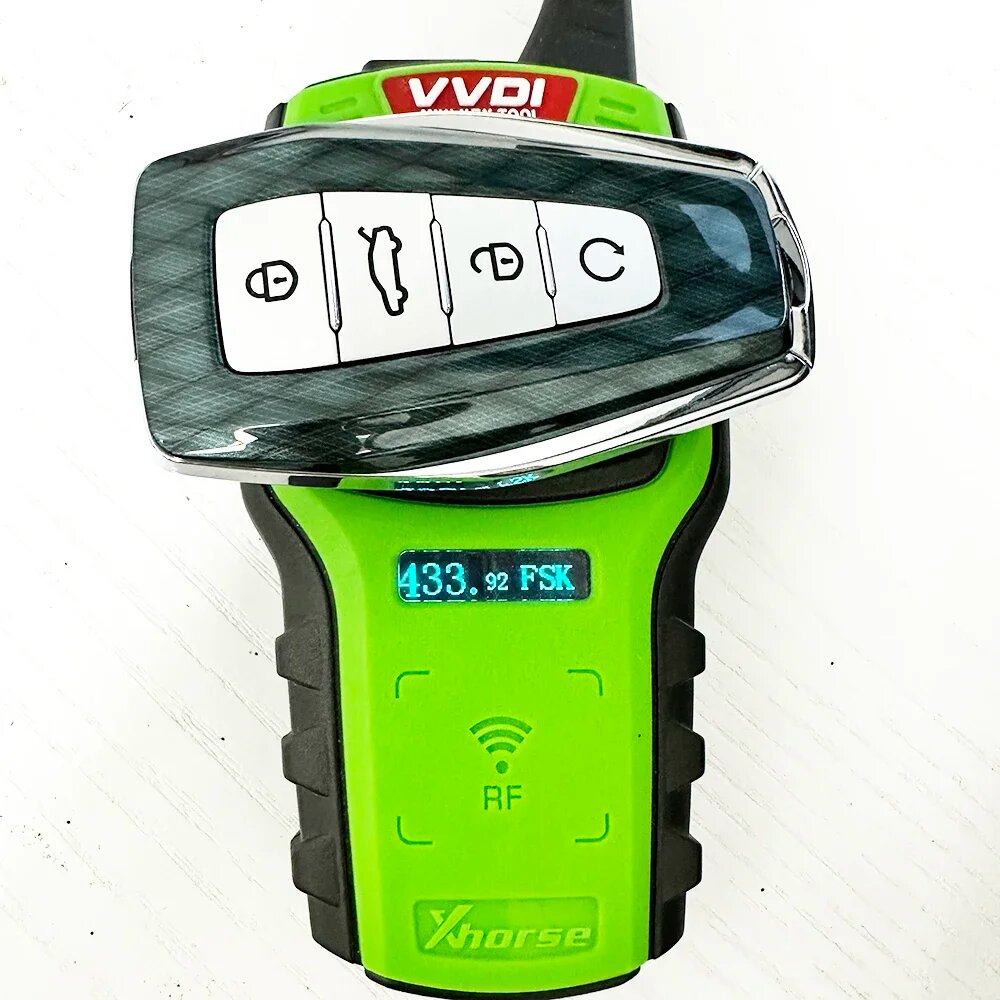 Оригинальный бесключевой ключ Go Smart Remote Key 433Mhz 8A чип для 2023 Geely Monjaro Suv green 8A