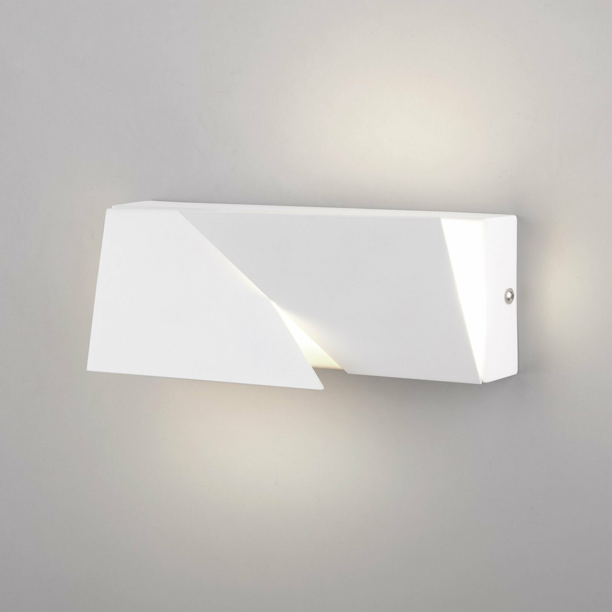 Настенный светодиодный светильник Elektrostandard Snip LED 40106/LED, 9 Вт, 4000 К, цвет белый
