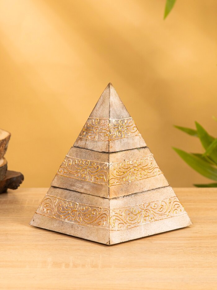 Шкатулка "Пирамидка" 15х15х20 см, МДФ, цв. бежевый