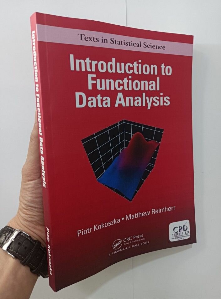 Introduction to Functional Data Analysis — фото 1