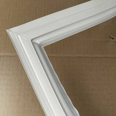 Уплотнитель двери холодильника Stinol, Indesit, Ariston 570x820 мм, 854032