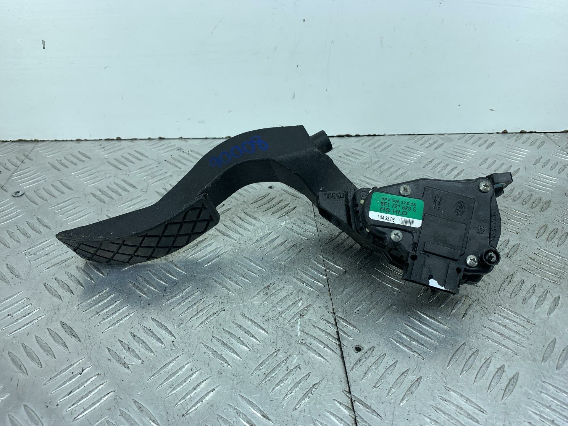 Педаль газа Audi A4 B7 2006 8E1721523C