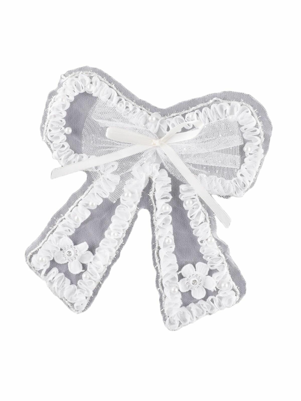 Вышитые нашивки с бантами