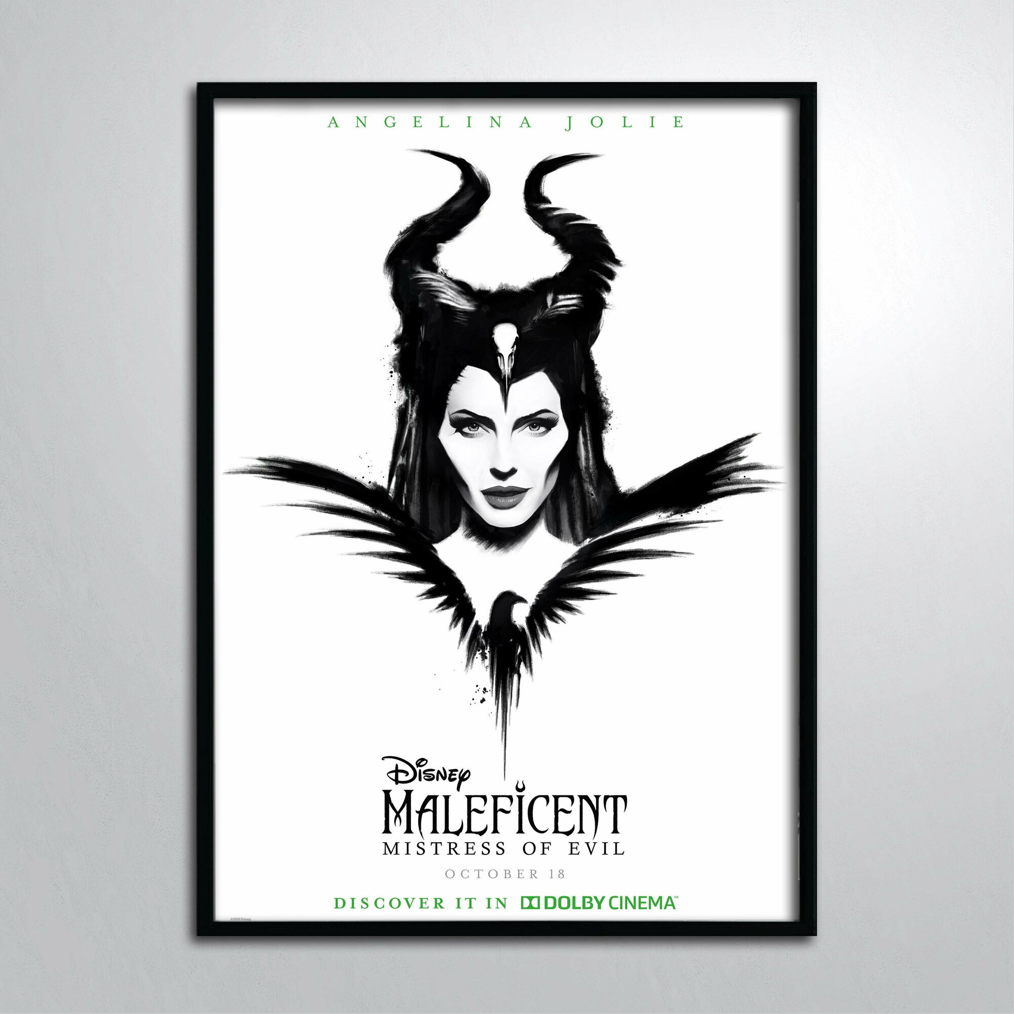 Постер без рамы/Малефисента Владычица тьмы Анджелина Джоли Арт Минимализм ЧБ Maleficent Mistress of Evil