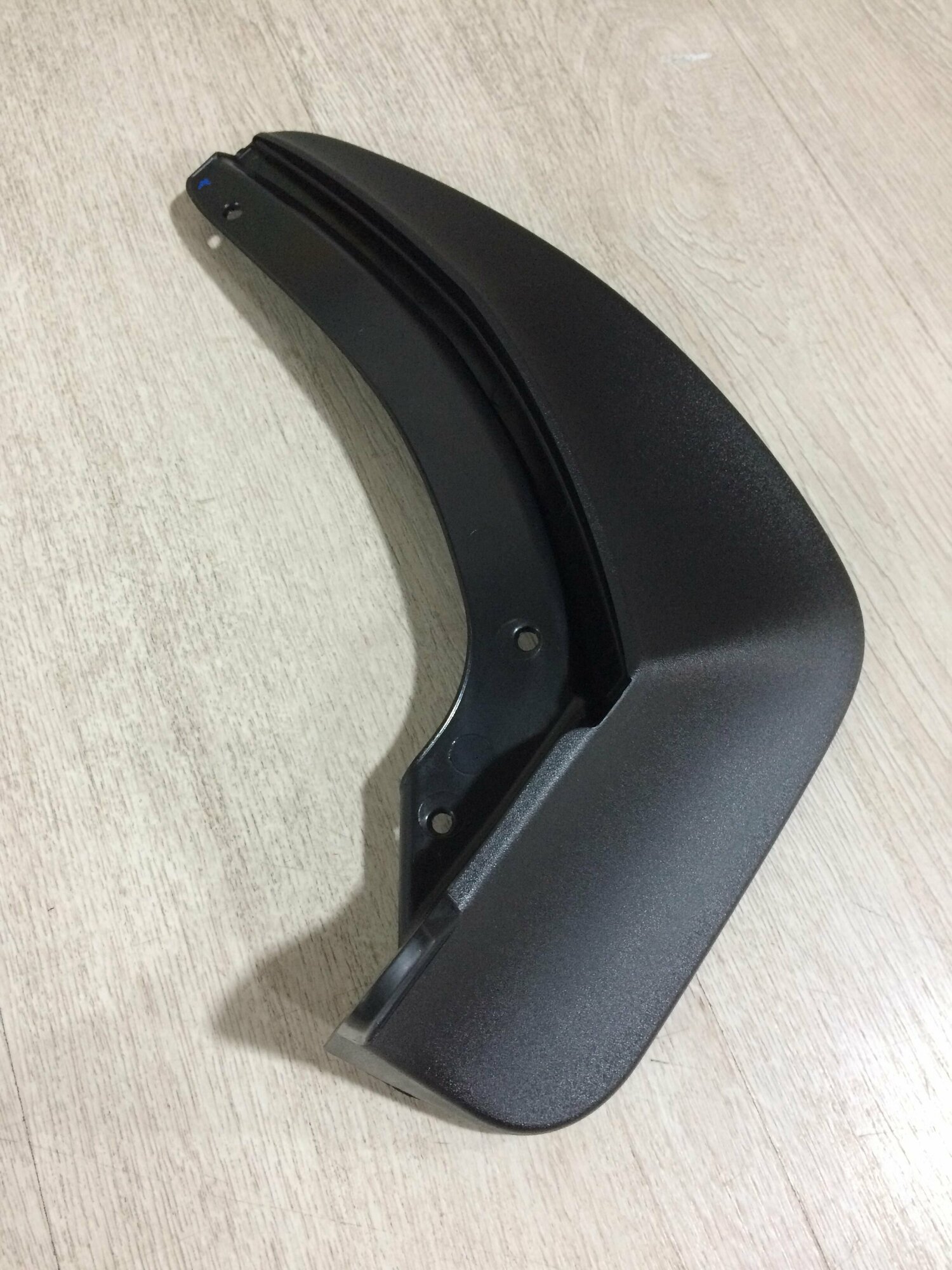 Брызговик задний правый Шкода Карок Karoq 2017>