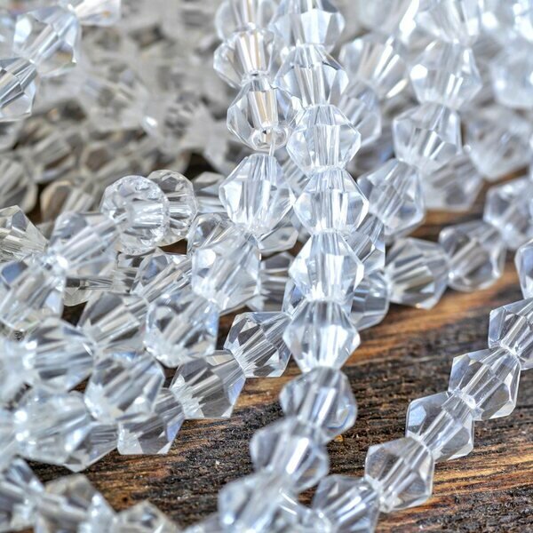 Бусины стеклянные биконус 120 шт, граненые 4 мм, цвет прозрачный