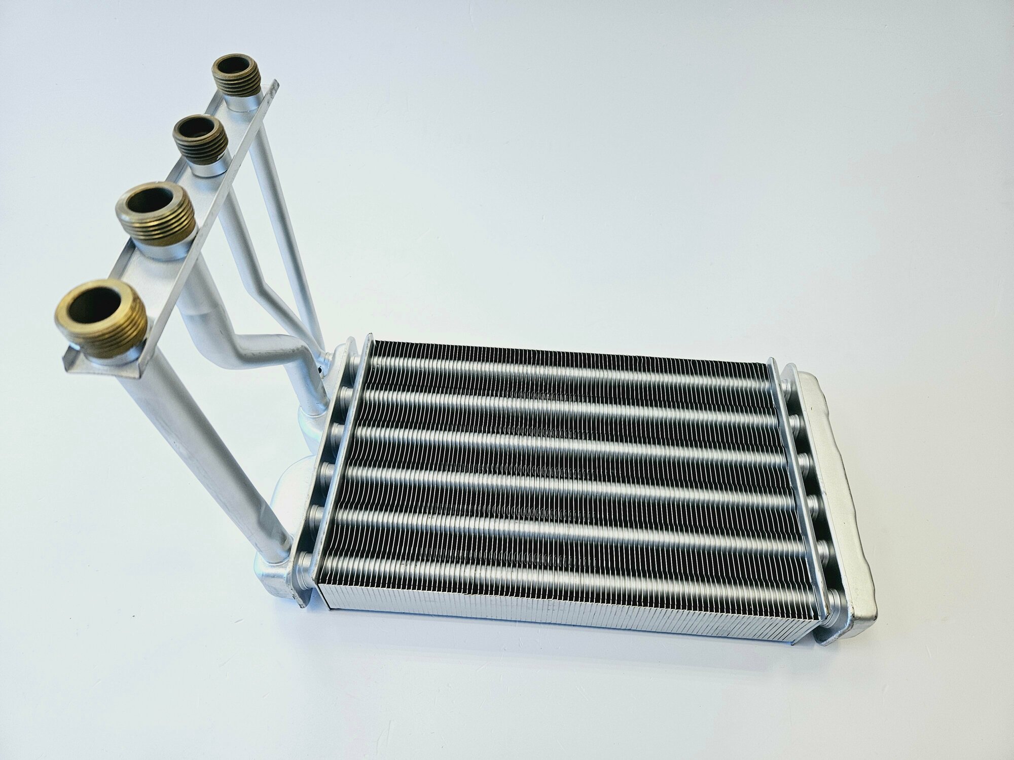 Теплообменник битермический BOSCH Gaz 4000W (арт. 87154065460_н/о)