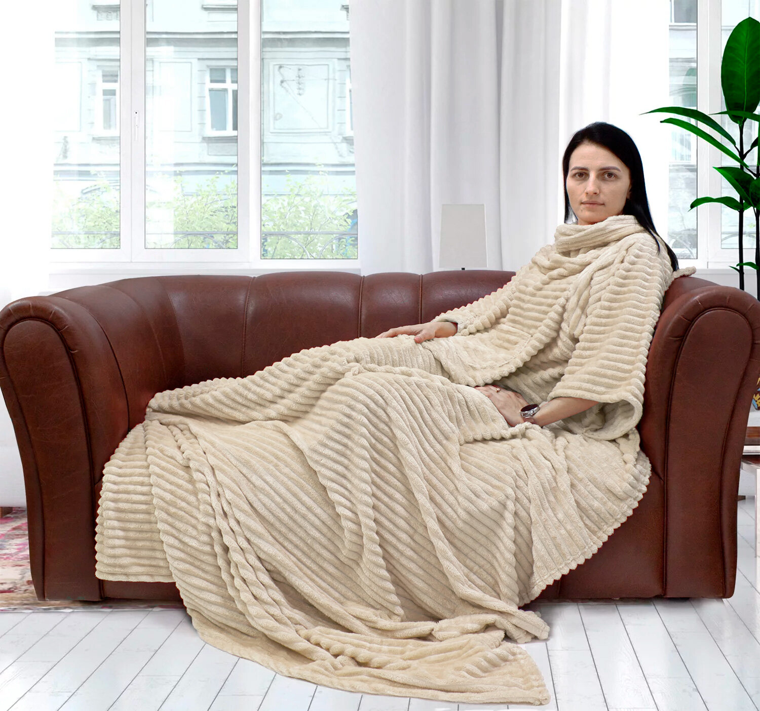 Жаккардовый плед с рукавами из экстрасофта Полоска бежевый Elin (бежевый), 150x200