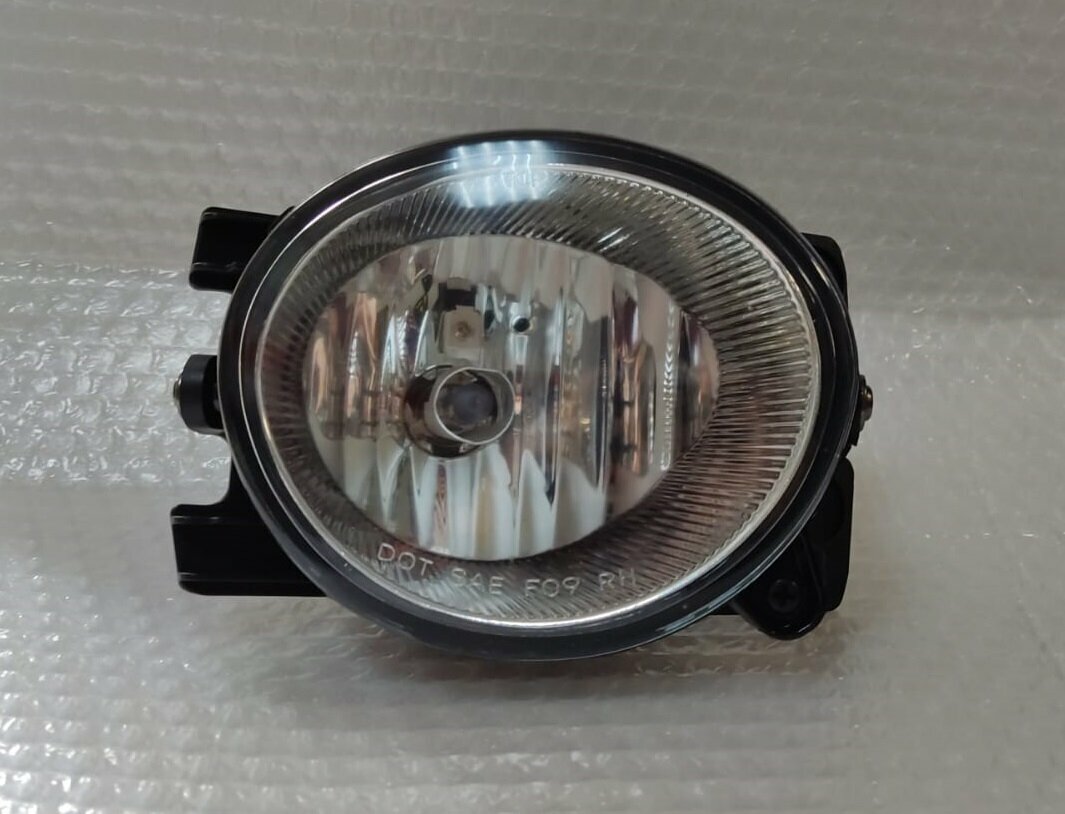 Противотуманная фара Honda Pilot 2008-2012 правая (пассажирская)