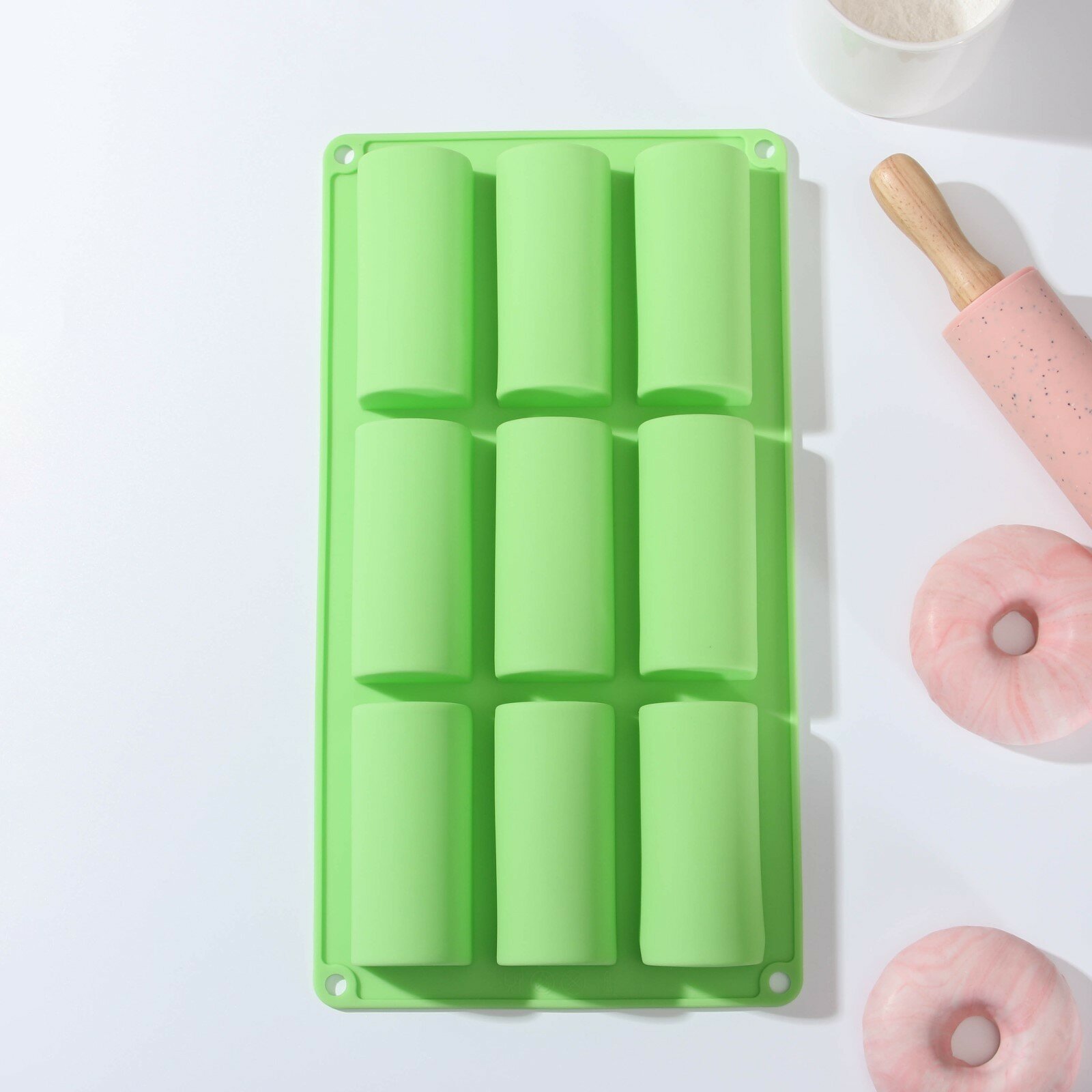 Форма для выпечки Доляна Сладости. Батончики , силикон, 29,3 17,5 3,5 см, 9 ячеек (8,3 3,2 3,5 см), белая, 2 шт