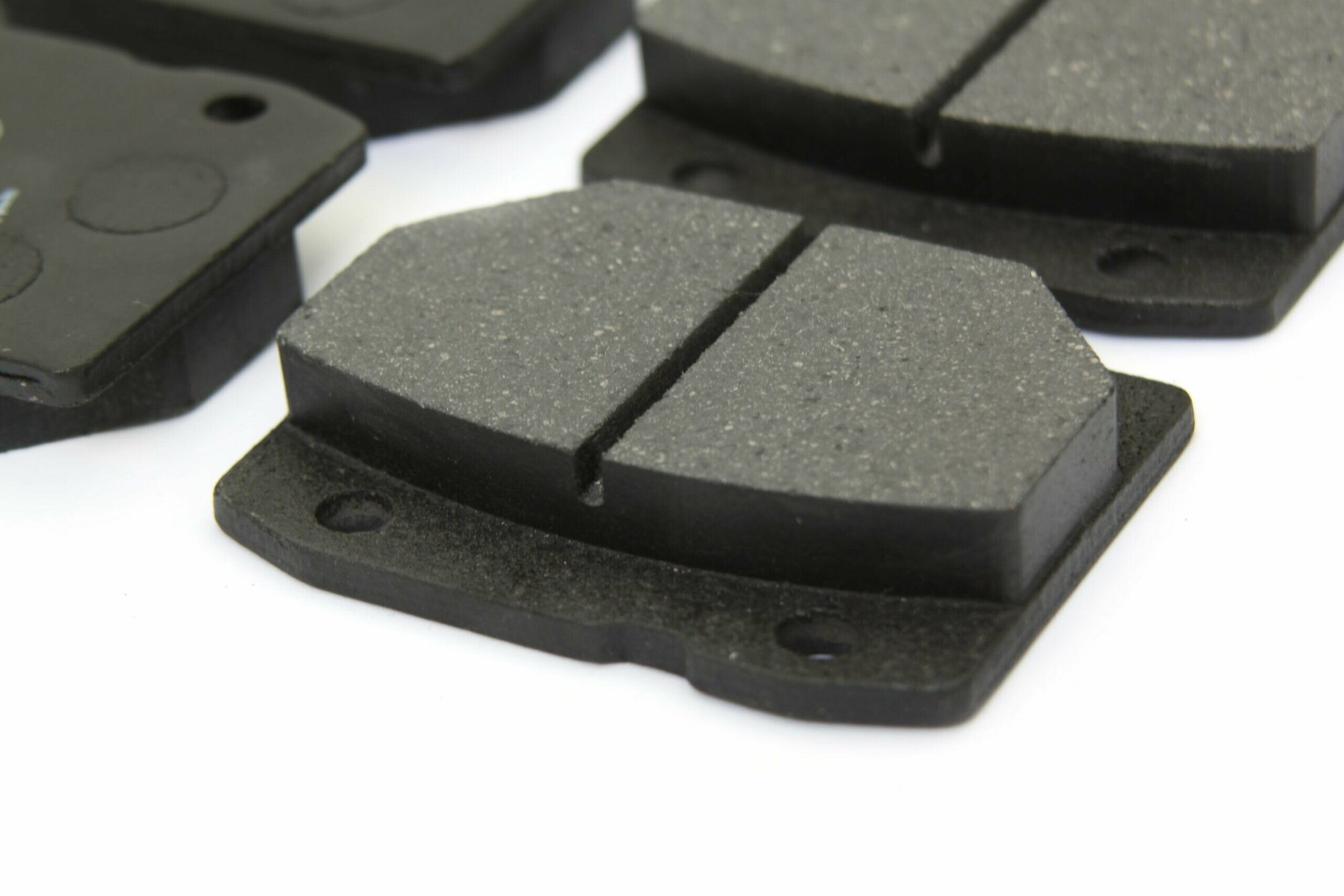 Колодки переднего тормоза комплект 4шт. для дисковых тормозов 2101-3501090-02 "Триал"