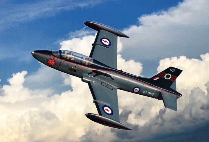 2814 Italeri Самолет MB.326 1/48