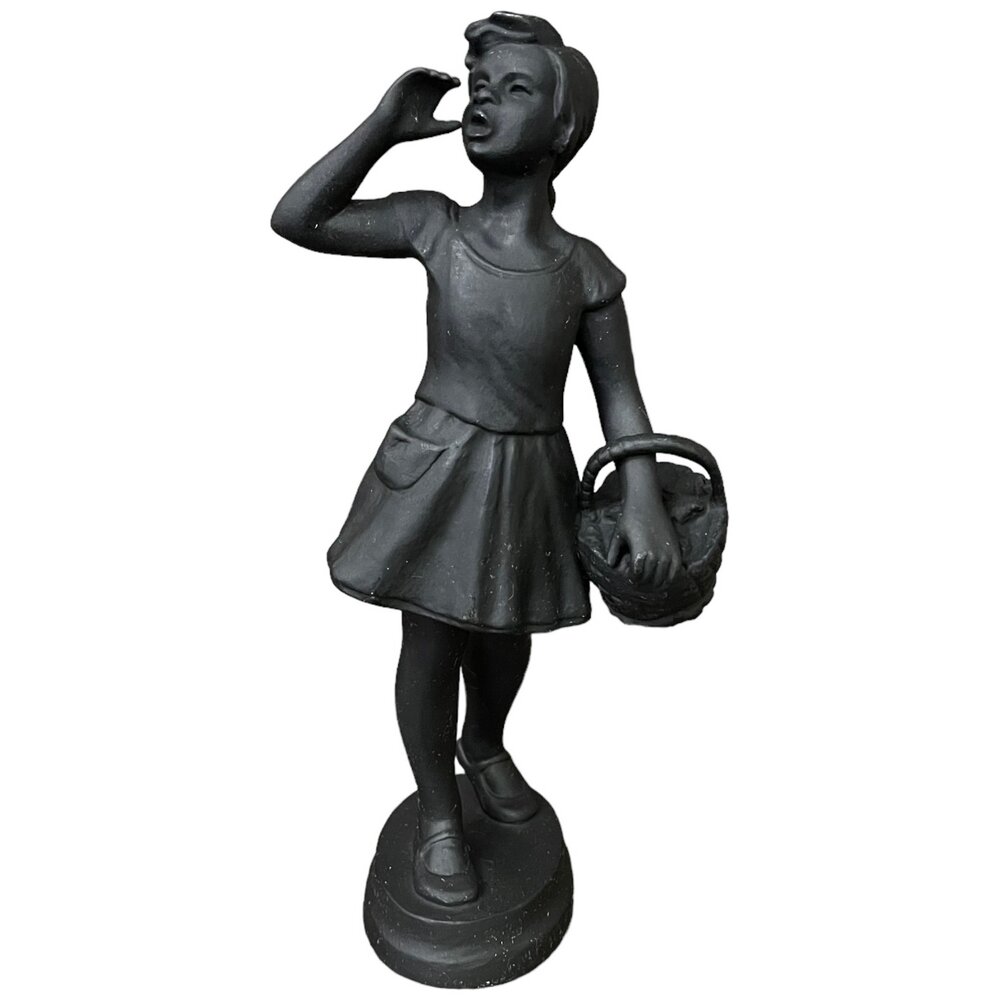 Чугунная статуэтка "Заблудилась девочка, АУ!" 1964 г. Автор Венкова И. А. Касли, СССР
