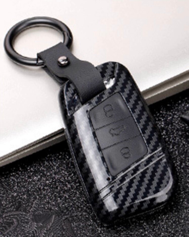 Защитный черный чехол MyPads M-163028 карбоновый рисунок для авто ключа зажигания марки SKODA Шкода / Volksvagen