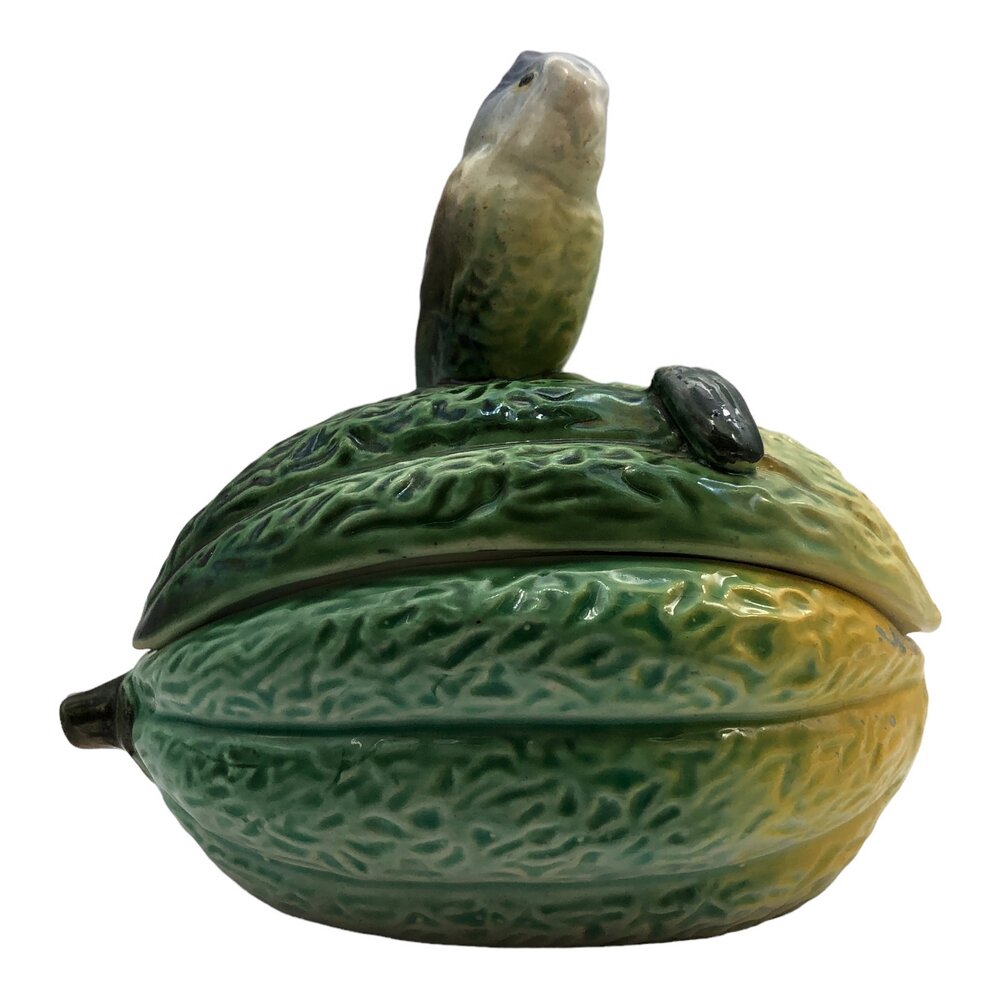 Фарфоровая масленка "Попугай на фрукте" 1889-1917 гг, Кузнецов, Российская Империя