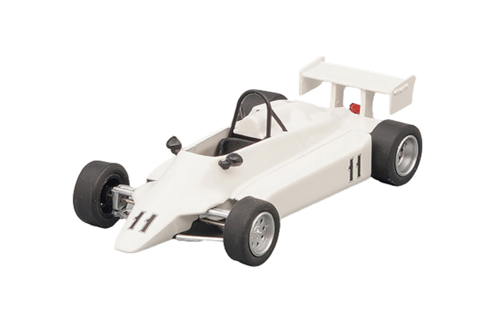 Модель коллекционная DEAGOSTINI Эстония 21 белый (автолегенды ссср #127)