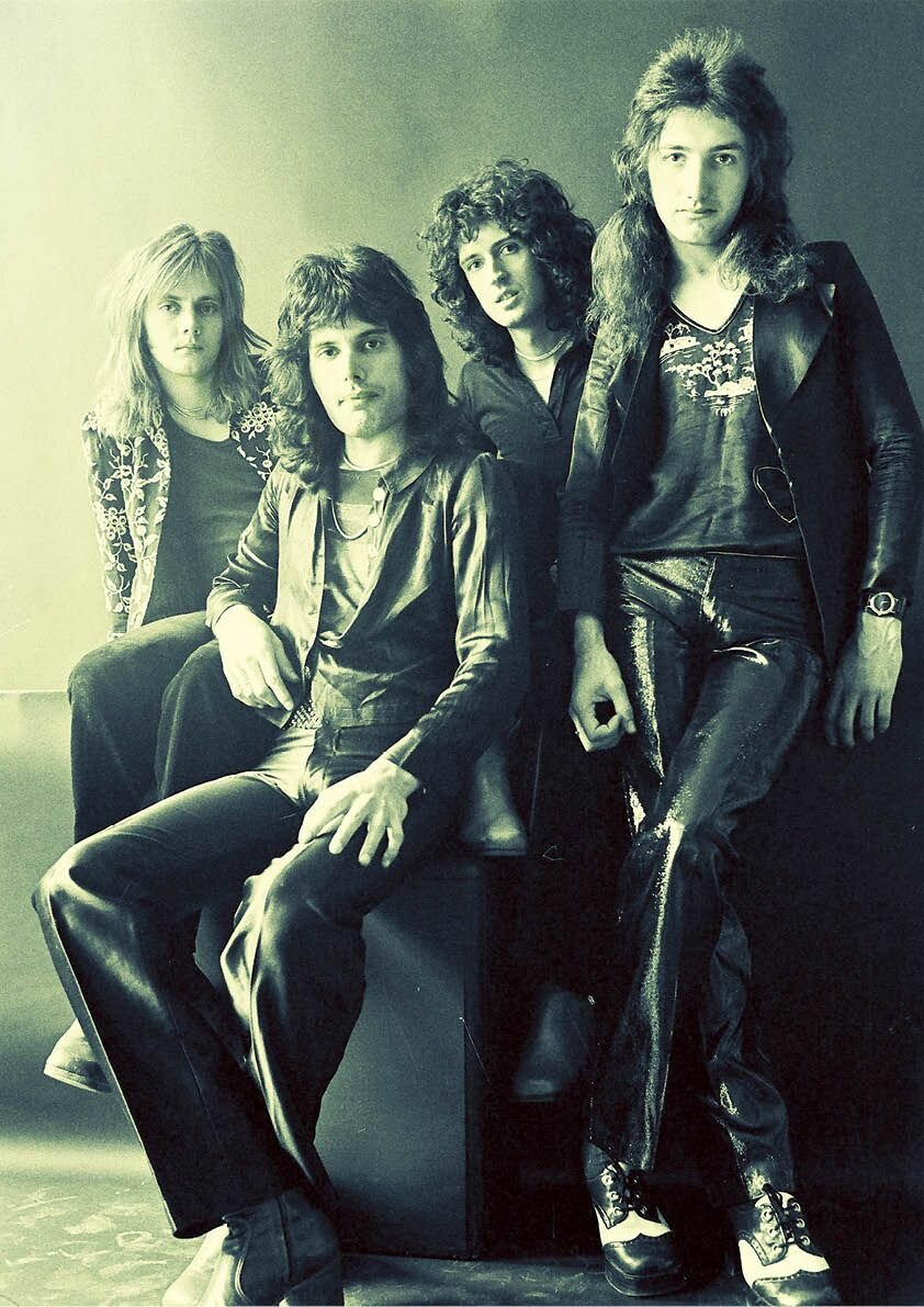 Постер. Queen 1. Формат А3. Серия легенды рока.