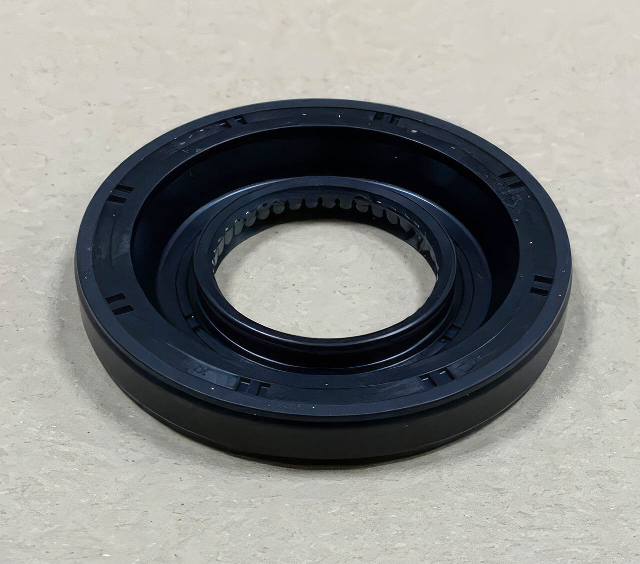 Сальник полуоси АКПП правый (35 х 73 х 10) Chevrolet Captiva (GM)