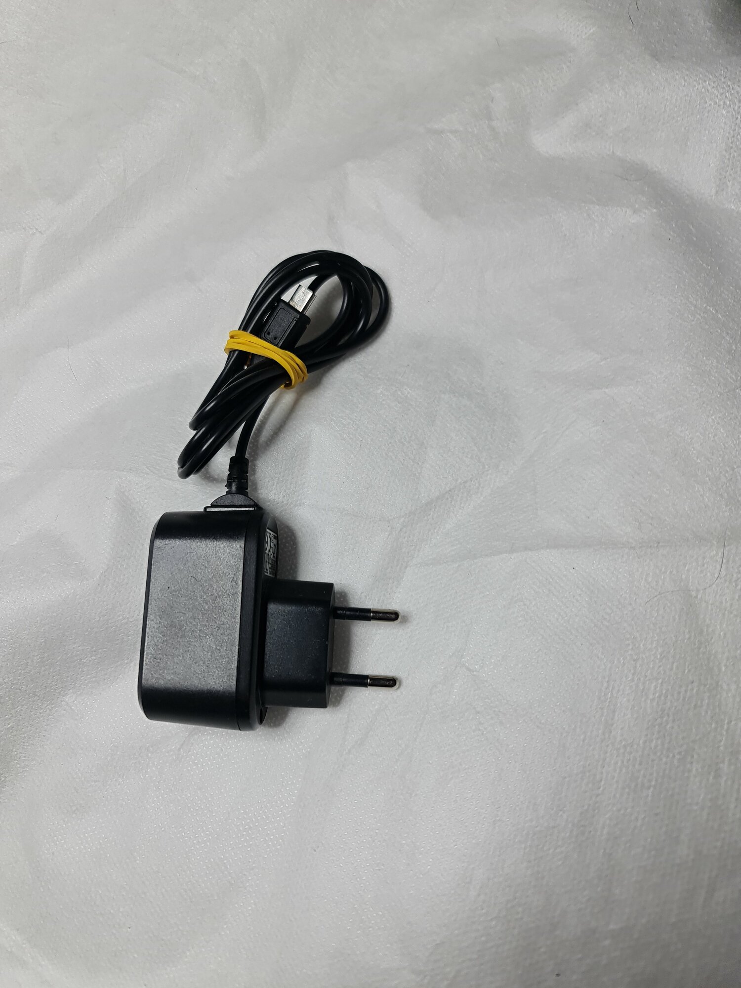 Зарядное устройство Philips TPA-905050V01, б/у, в хорошем состоянии, готово к использованию
