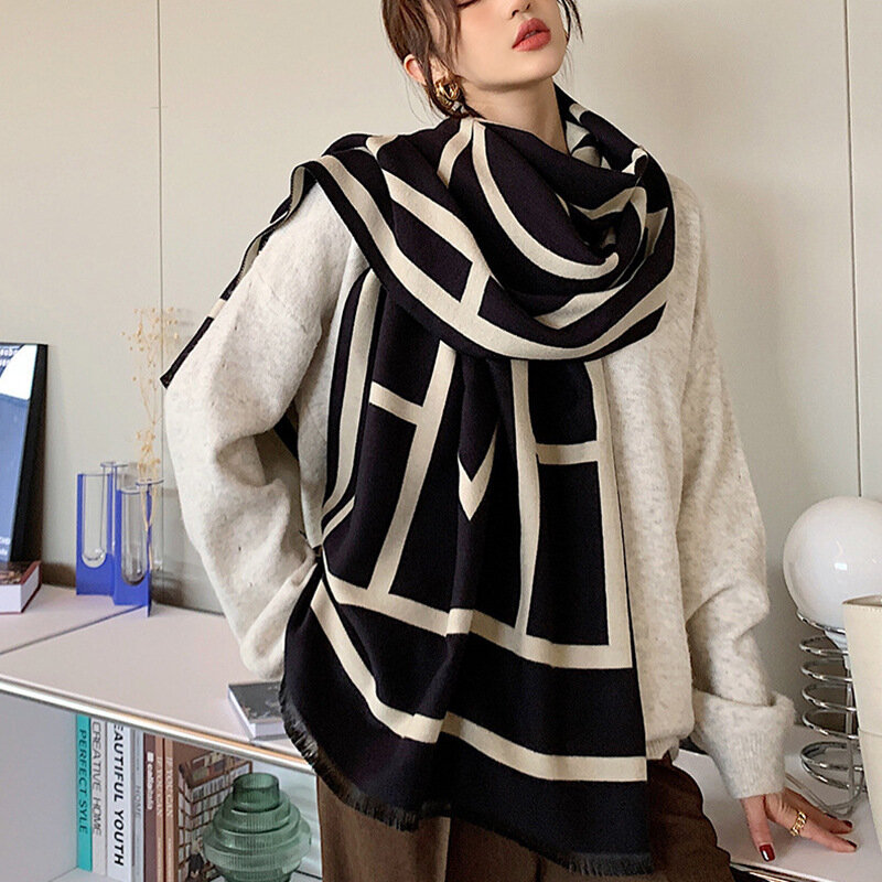 Шарф для женщин