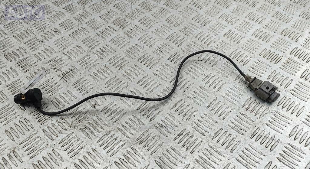 Датчик положения коленвала Volkswagen Passat B5+ (GP)