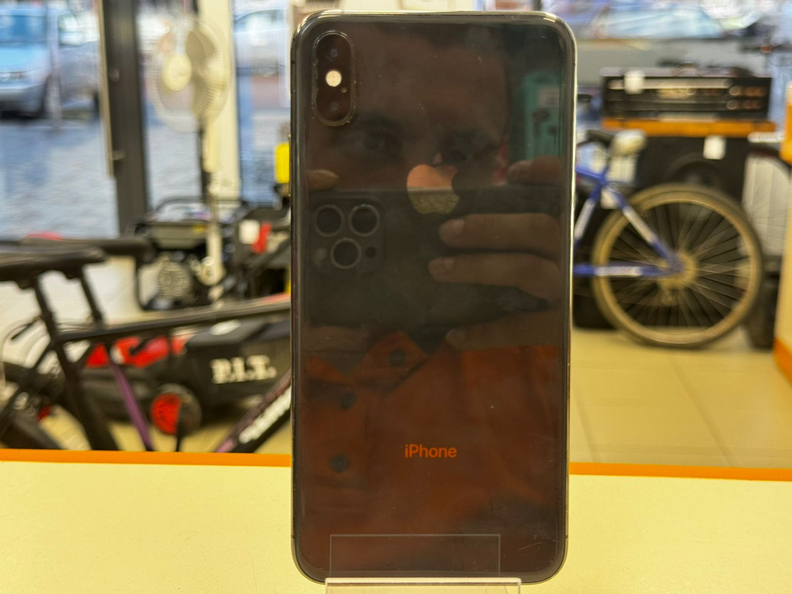 Смартфон Apple iPhone Xs Max 64 ГБ RU, nano SIM+eSIM