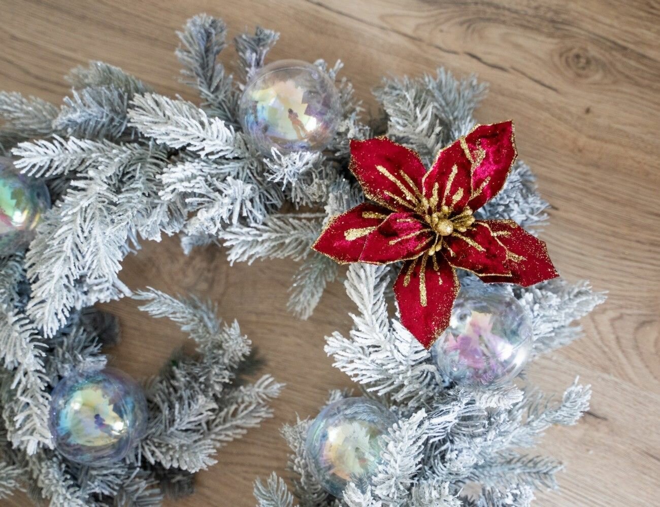 Пуансеттия на клипсе, бордовая, бархат, 20 см, Due Esse Christmas