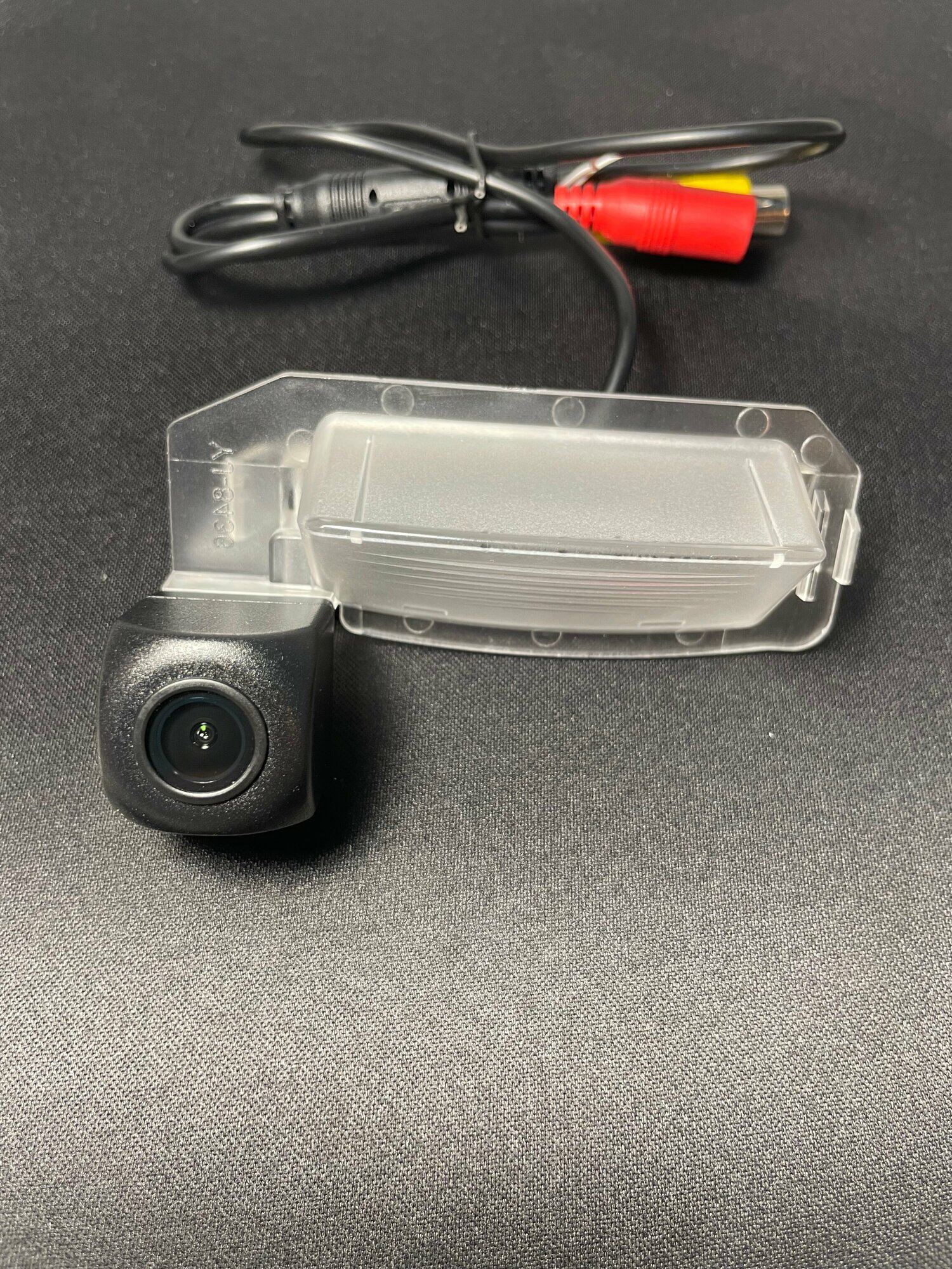 Камера заднего вида Mitsubishi Outlander 3