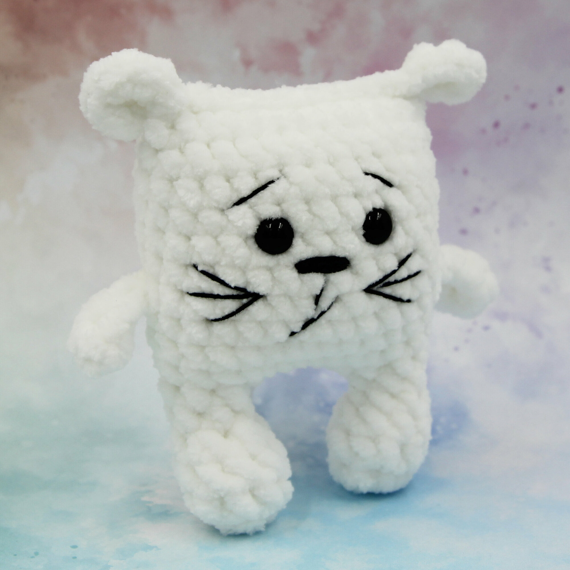 Вязаный Котик 10 см. Игрушка ручной работы