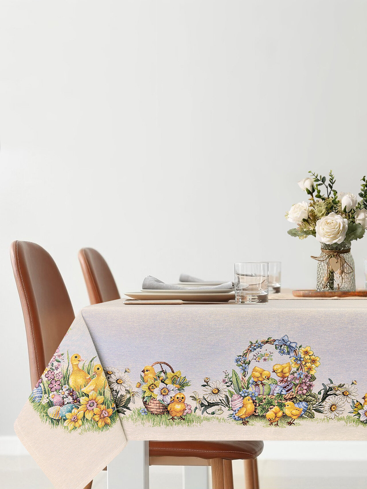 Скатерть Le Gobelin Цыплята и фиалки 140х180 см
