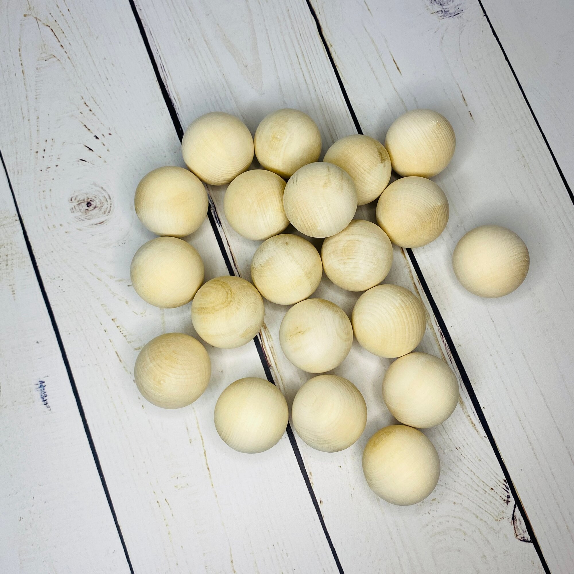 Деревянные шары 4см - 20шт в комплекте