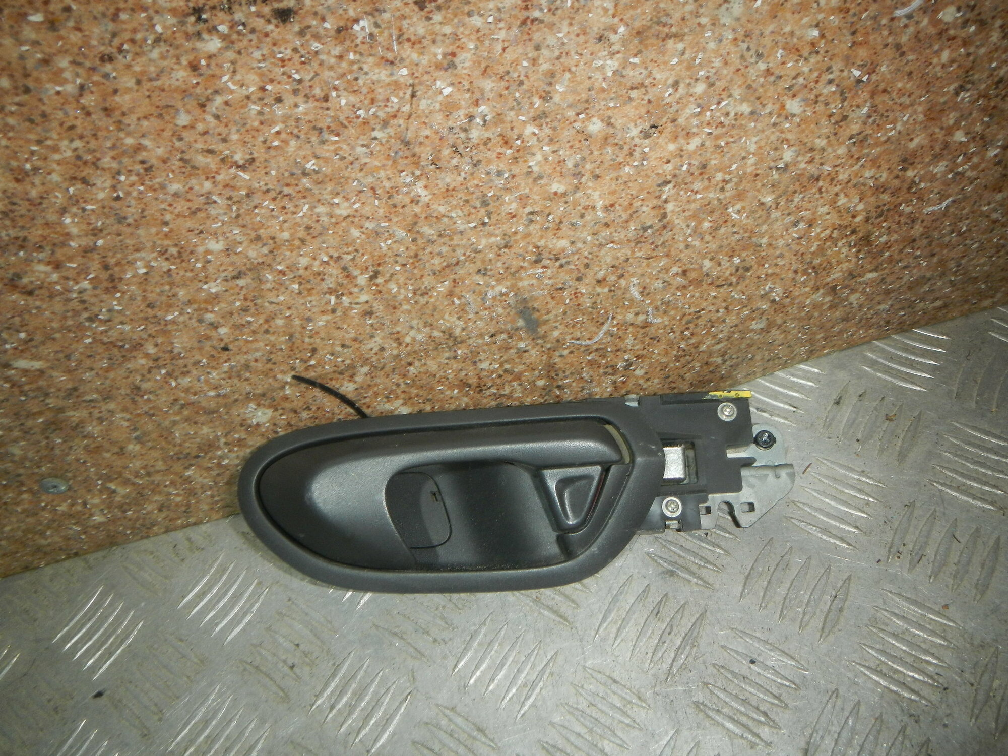 Б/У Ручка двери внутренняя правая, Honda (Хонда)-CIVIC 4D (06-12) HONDA CIVIC 4D (06-12) Передняя. Потертости. 548632 HON...