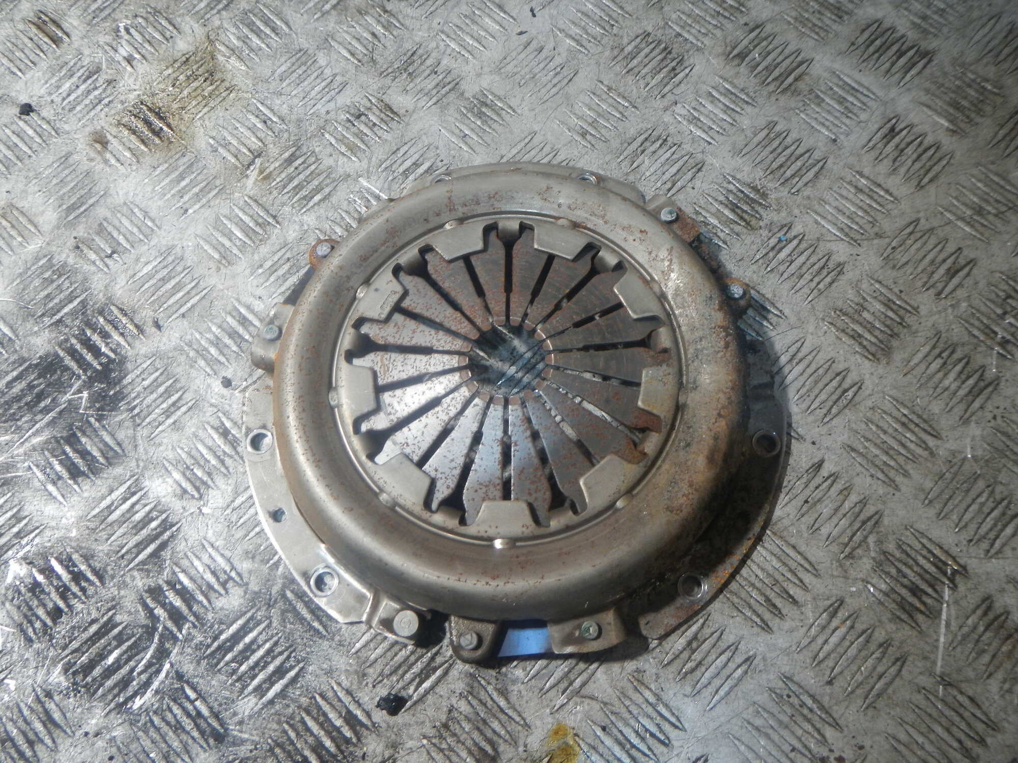 Б/У Корзина сцепления, ВАЗ (VAZ)-LADA VESTA (веста) LADA VESTA (Веста) Без видимых повреждений. 566805 LADA арт. 2170316...